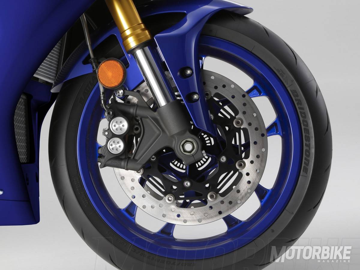 Yamaha YZF-R1 2017 - Precio, fotos, ficha técnica y motos rivales