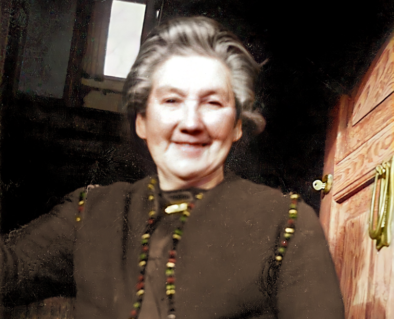 ITMA — Elizabeth (Bess) Cronin, ‘The Queen of Irish Song’