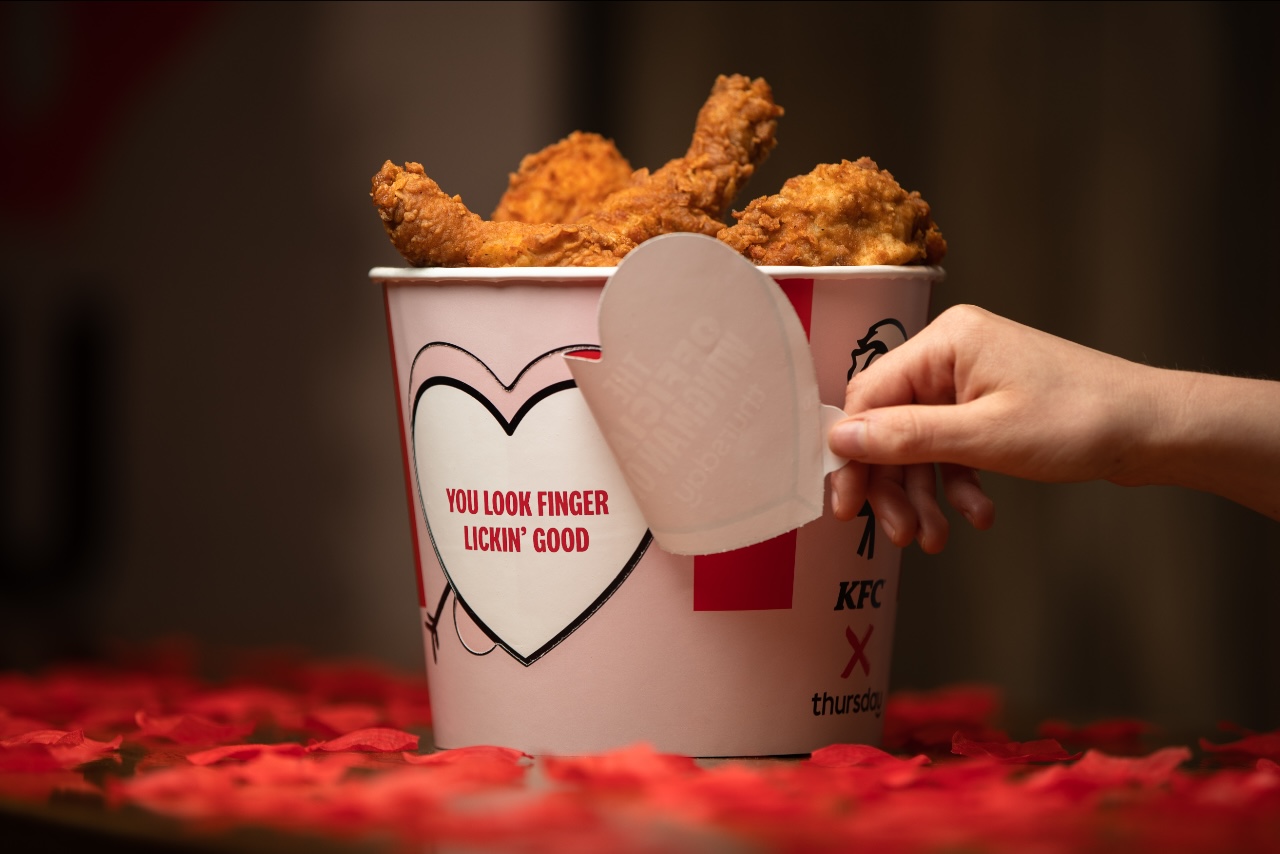 KFC BECOMES THE OFFICIAL WINGMAN OF DATING APP, THURSDAY - ON IN LONDON