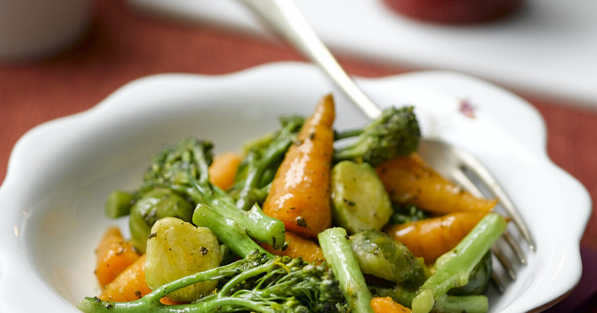 how to boil carrot and broccoli